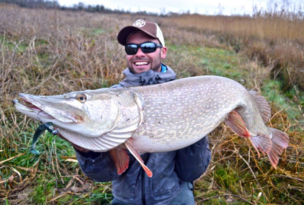 Brochet record au L16 Shad - SAKURA-Fishing